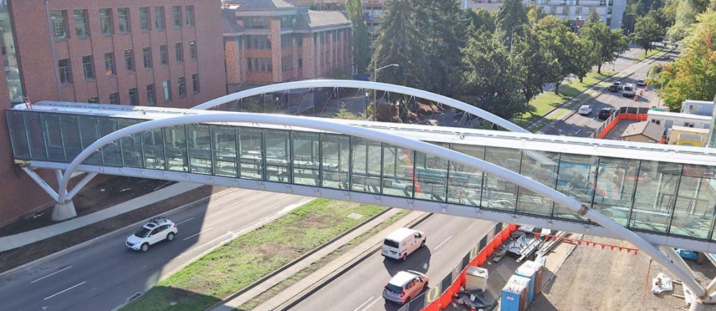 University of Oregon Knight Campus Pedestrian Footbridge | SPS Technology